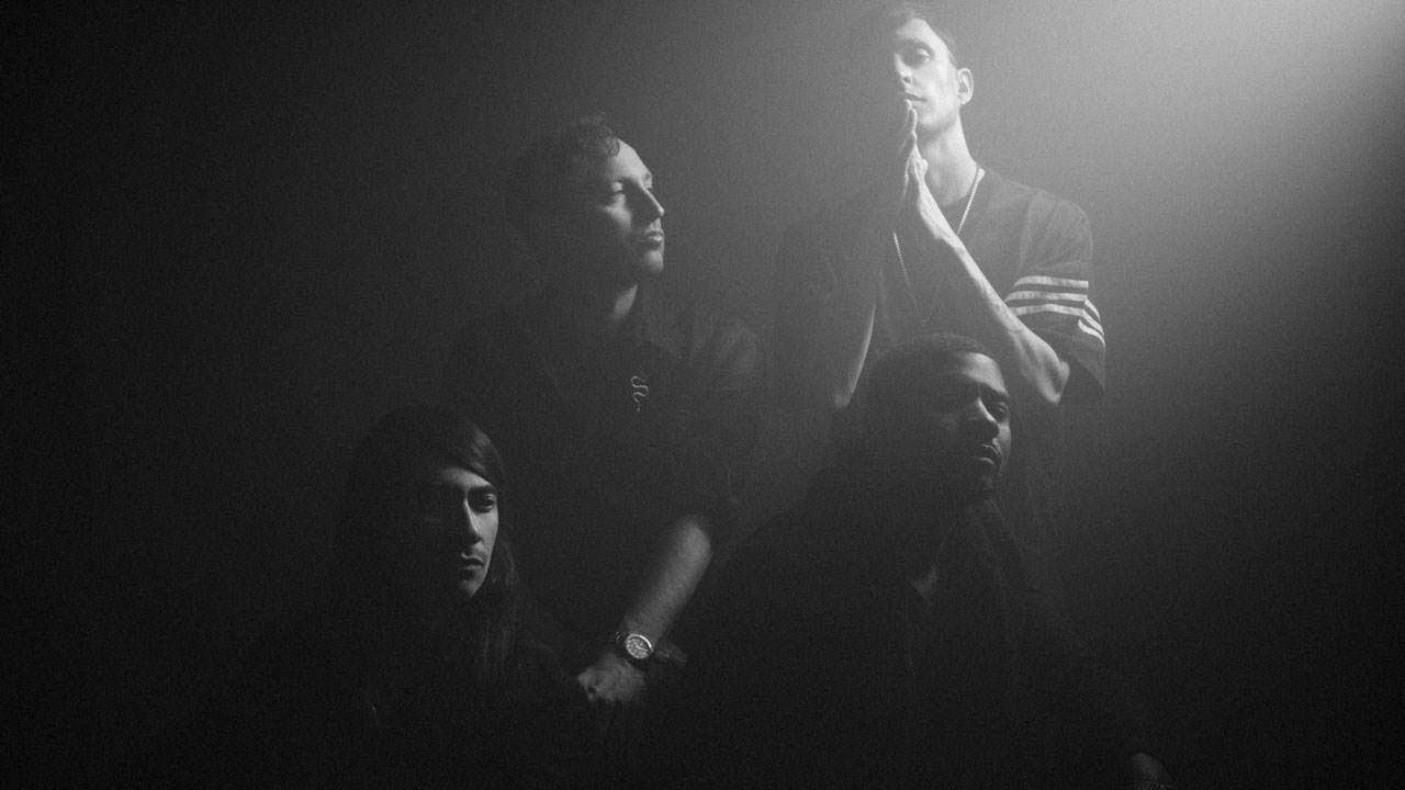 Algiers — Alter Art